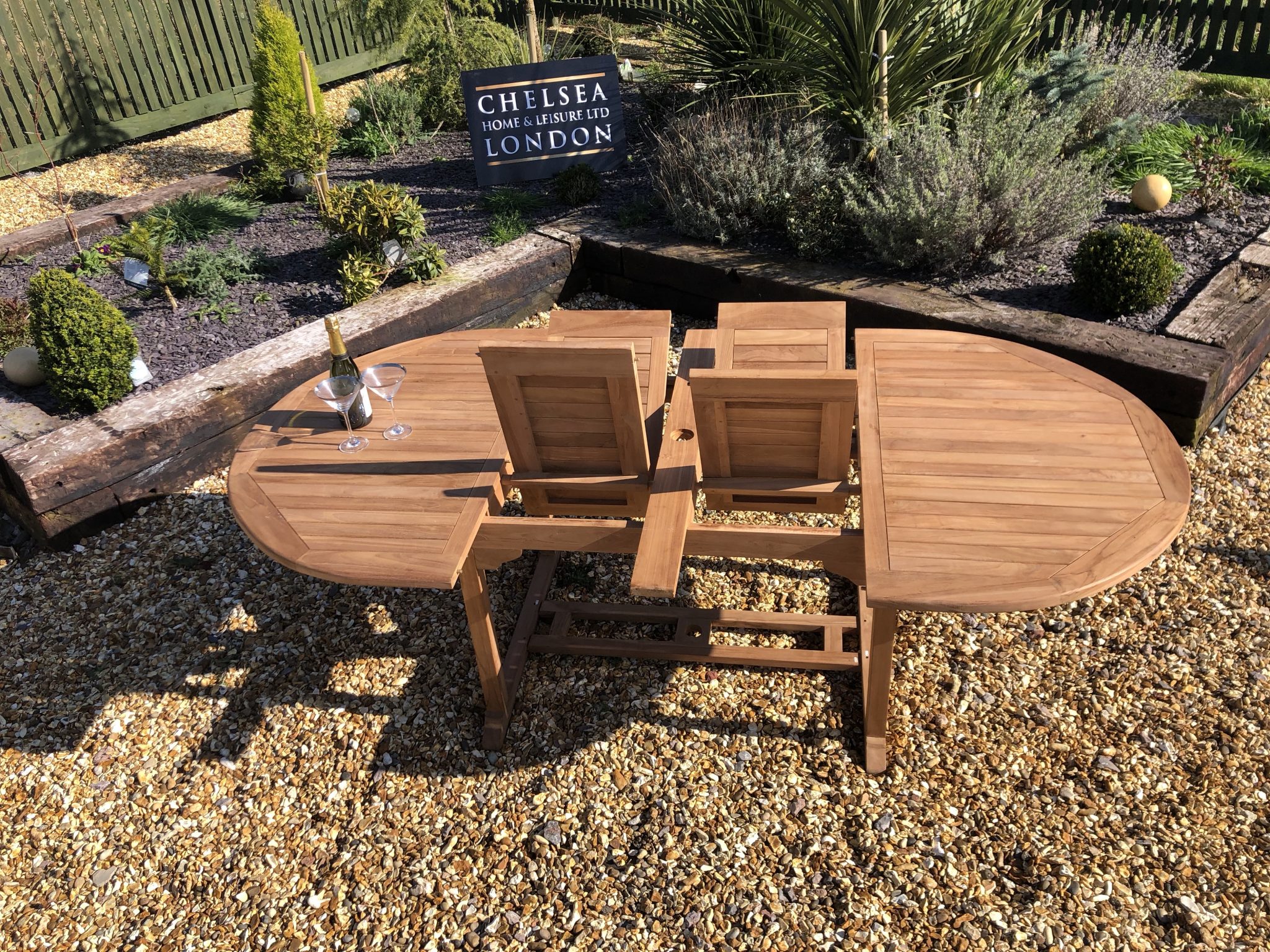 Teak Garden Furniture Extending Table With 8 Stacking Chairs